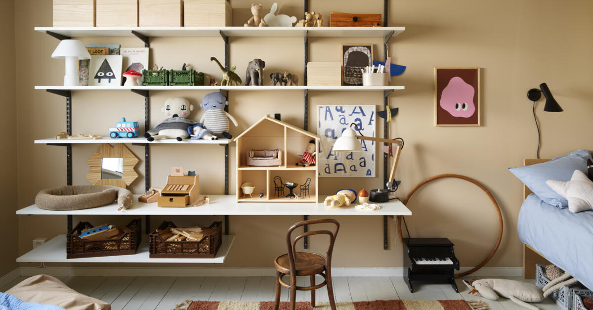 Storage shelves for children's rooms store